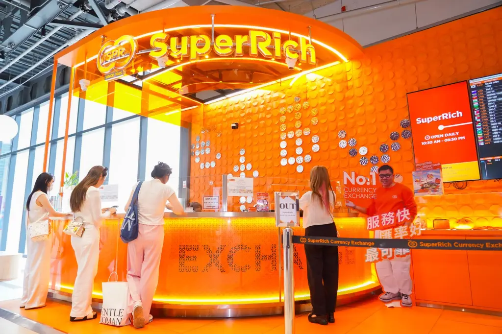 ซุปเปอร์ริช1965 สีส้ม จัดแคมเปญ SuperRich Super Luck : ฉลอง 60 ปี